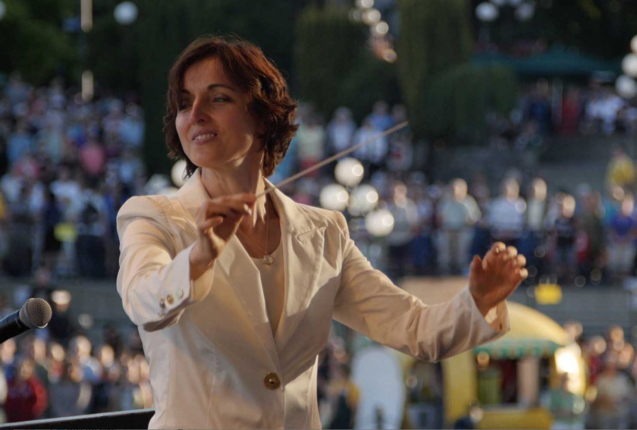 Tania Miller | Canadian Conductor Tania Miller has distinguished ...
